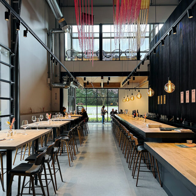 17 Best Seattle Wine Bars for Interesting Pours & Vibes - The Emerald ...