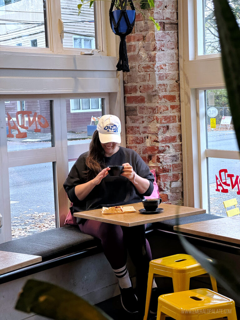 26 Best Coffee Shops in Seattle, WA for a Caffeine Fix - Emerald Palate