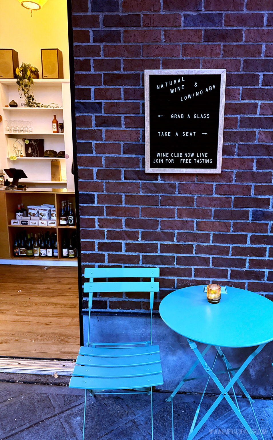 17 Best Seattle Wine Bars for Interesting Pours & Vibes - The Emerald ...